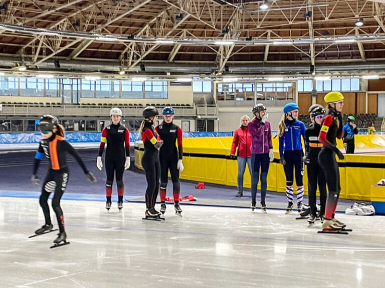 Succes voor YVG-jeugd in Berlijn! – IJsvereniging Groningen